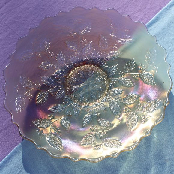 Fenton | Art | Fenton Clambroth Holly Plate | Poshmark